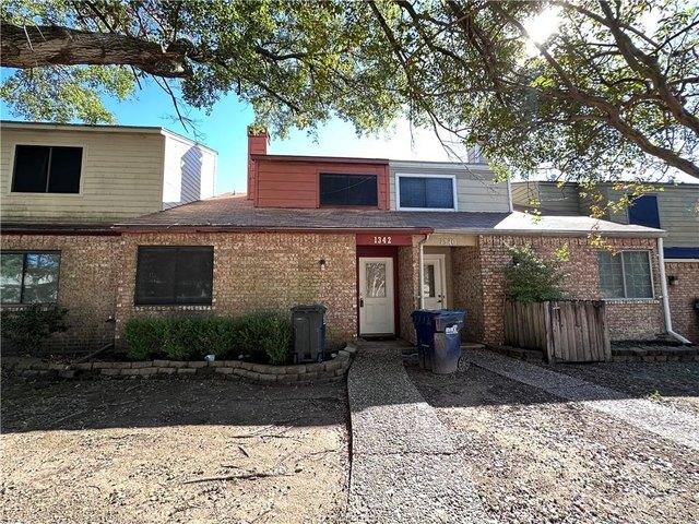 1342 Airline Dr, College Station, TX 77845