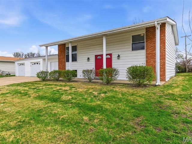 1342 Caulks Hill Rd, St. Charles, MO 63303 | Compass