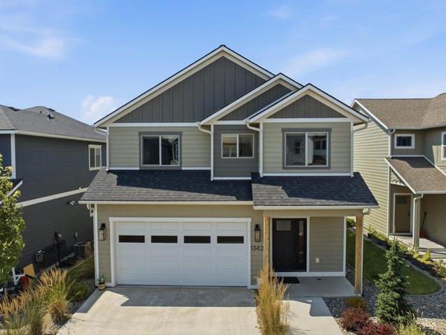 1342 Indian Hills Dr, Moscow, ID 83843