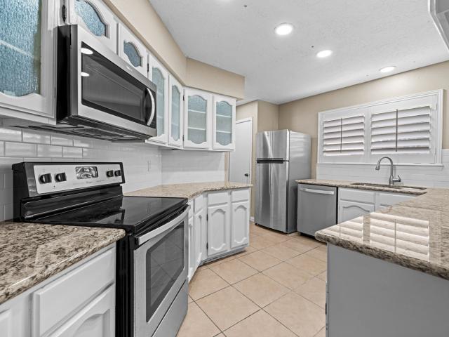 1342 Padstow Lane