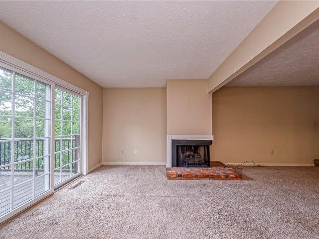 1342 Quail Run Cir