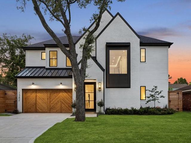1342 Richelieu Ln, Houston, TX 77018