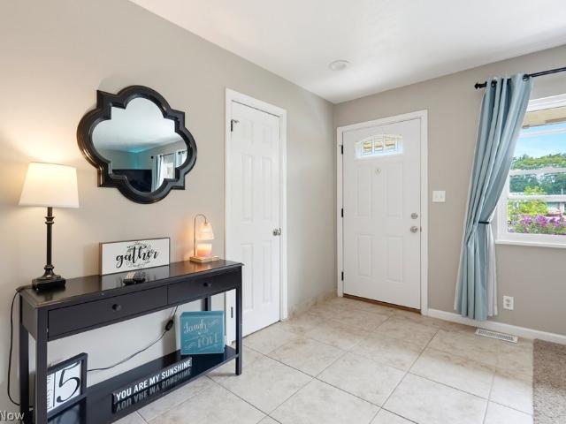 1342 Roseland Drive