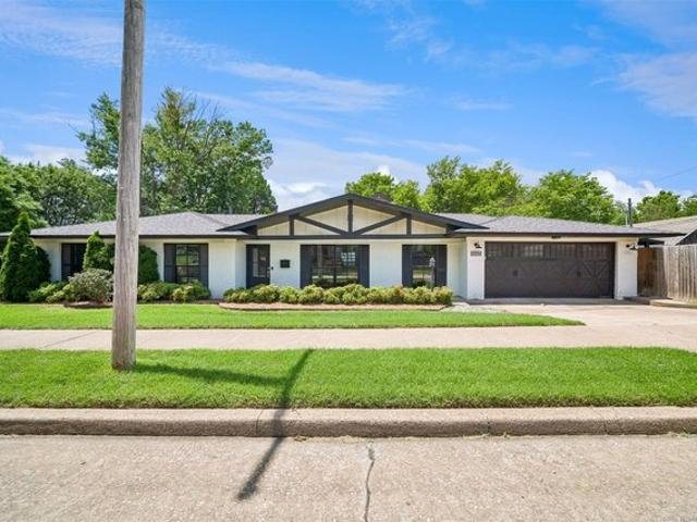 1342 S Columbia Ave, Tulsa, OK 74104