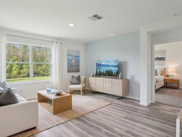 1342 16th Ave SE, Ruskin, FL 33570 | MLS #TB8491 | Compass