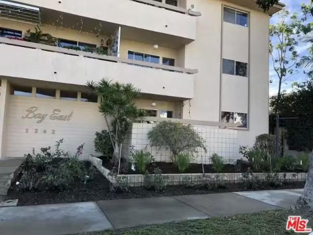 1342 10th St, 303, Santa Monica, CA 90401
