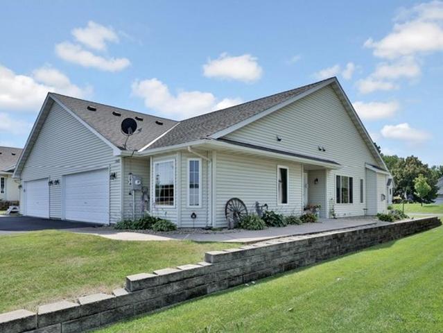 13433 Newlander Ave, Lindstrom, MN 55045