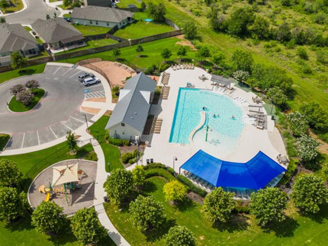 13430 Sendero Roble