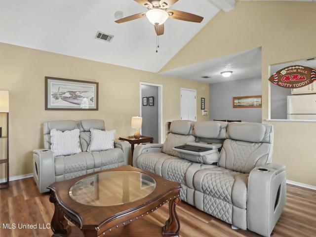 13431 Windridge Drive