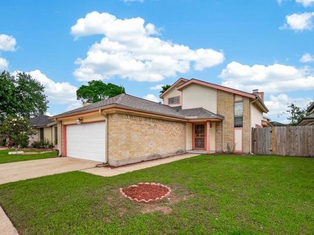 13431 Clarewood Dr, Houston, TX 77083