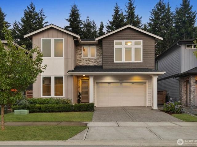 13437 Edmunds Pkwy E, Bonney Lake, WA 98391