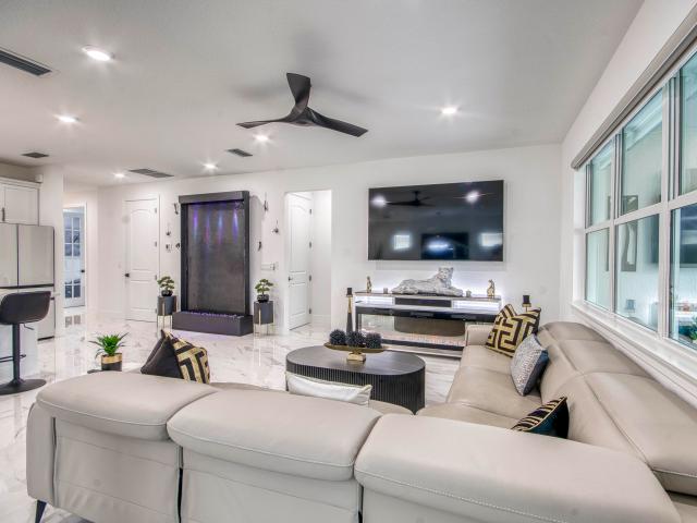 13435 SW Vermillion Cir, Port St. Lucie, FL 34987 | MLS #B26042