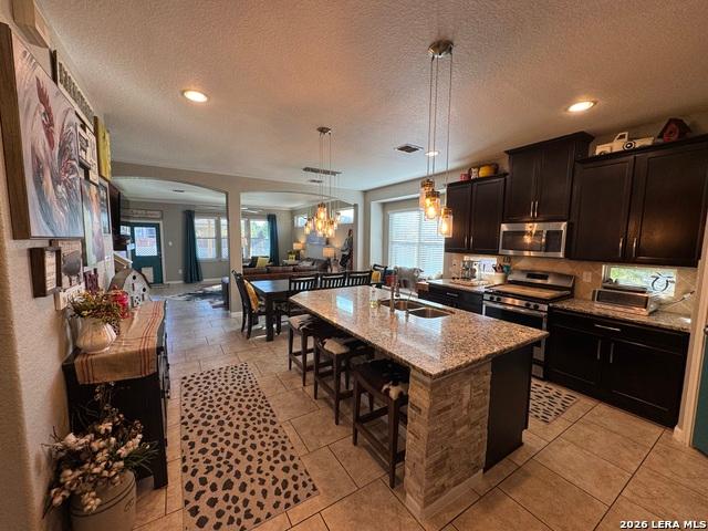 13438 Canyon Mdw