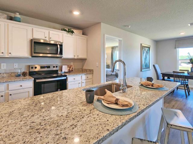 13439 Pond Ridge Way