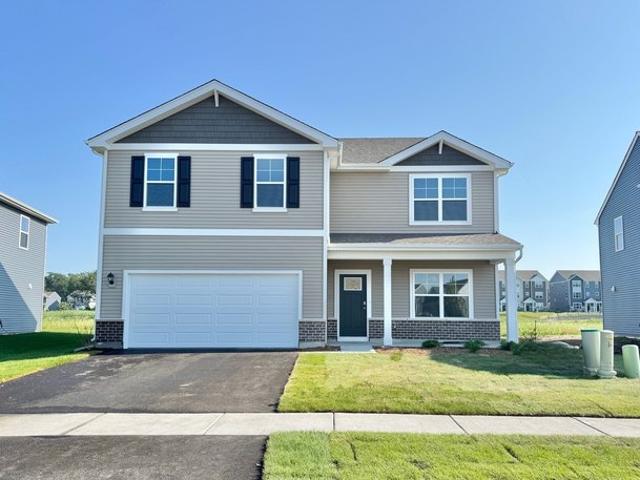 1343 Jackson Dr, Pingree Grove, IL 60140