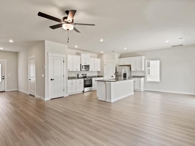1343 Pitch Pine Place