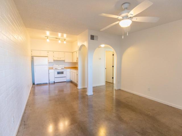 1343 W 3rd Street # Apt 3