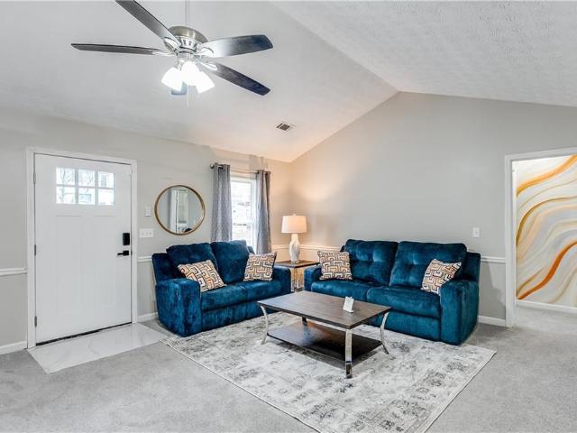 1343 Willow Trail SW