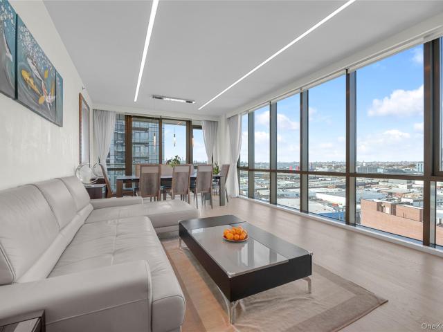 134 3 th Avenue, Unit 11A