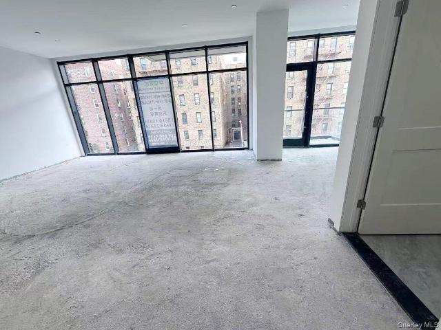 134 11 Franklin Avenue CF7