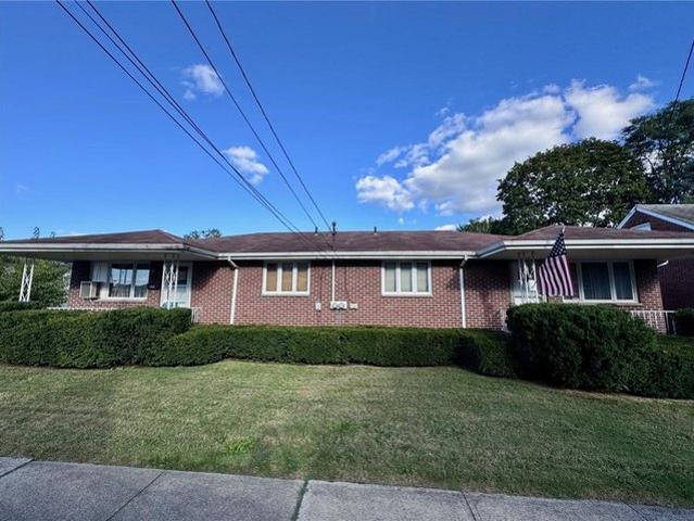134 136 James St, Springdale, PA 15144