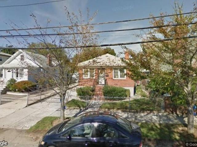 134 20 nd St, Rosedale, NY 11422