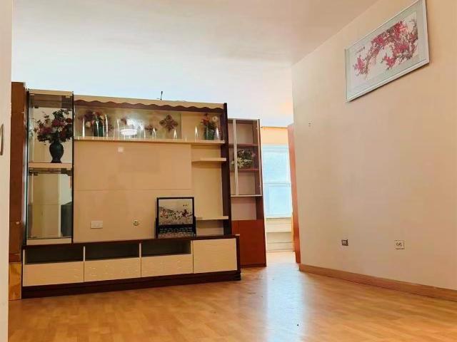 134 54 Maple Avenue #2S