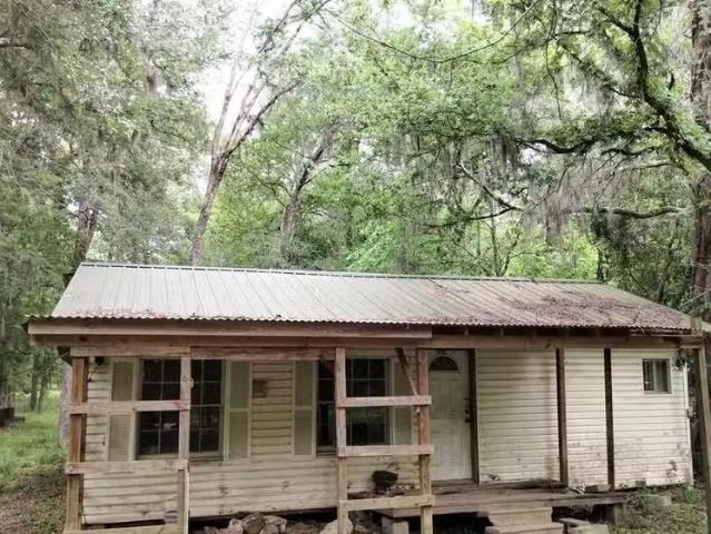 134 County Road 2862, Cleveland, TX 77327