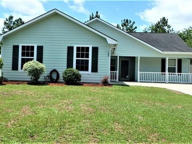 134 Camellia Dr, Kingsland, GA 31548