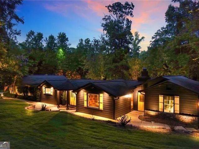 134 Cedar Dr, Woodstock, GA 30189