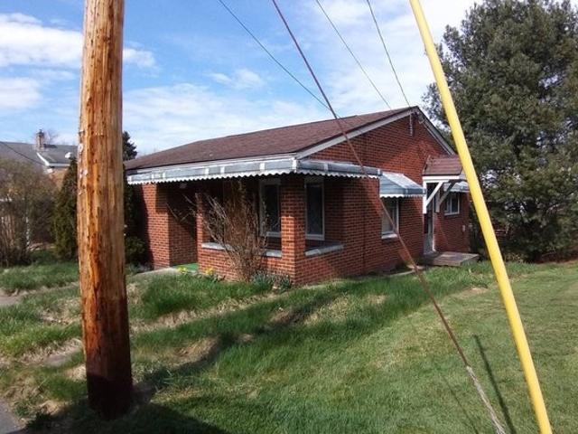 134 Charles St, Clarksburg, WV 26301