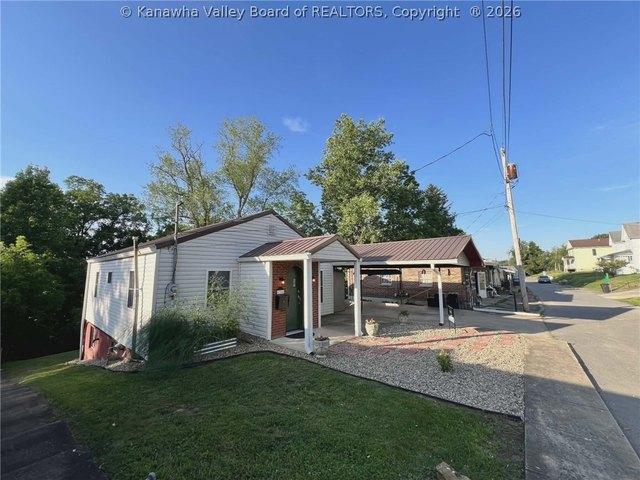 134 Circle Ave, Spencer, WV 25276