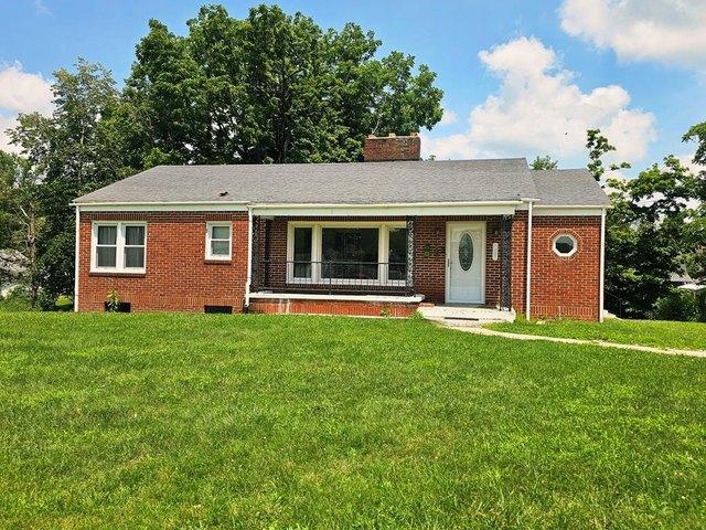 134 Annex Ave, Tazewell, VA 24651