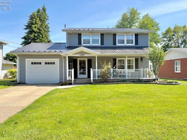 134 Arlington Dr, Bellevue, OH 44811