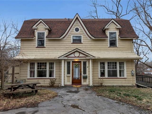 134 Buffum St, Buffalo, NY 14210