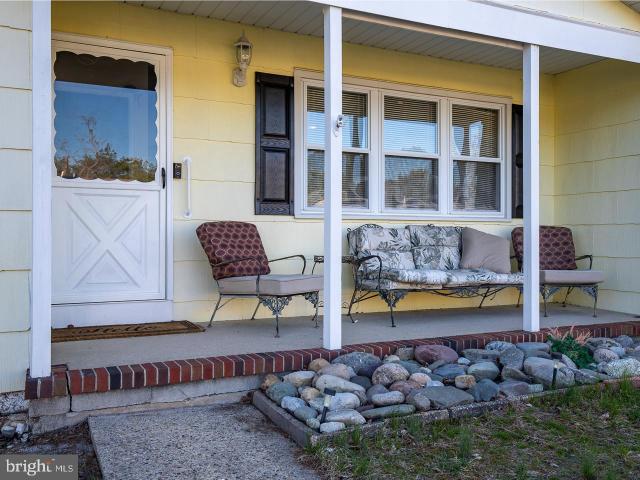 134 Georgetown Rd, Toms River, NJ 08757 | MLS #NJOC2041
