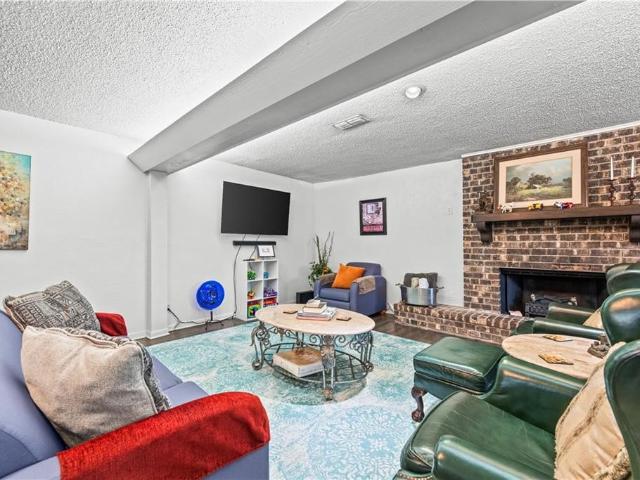 134 Daniel Moore Ave, Portland, TX 78374 | MLS #472020