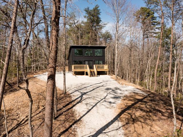 134 Holler Top Road
