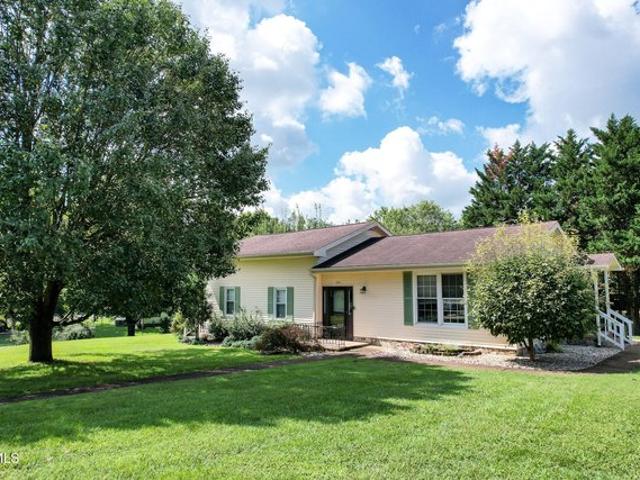 134 Hopeville Ave, Greeneville, TN 37745