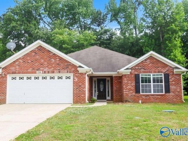 134 Harness Dr, Huntsville, AL 35806