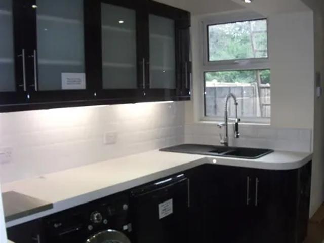 134 Hubert Road, Stirchley, B29 6ER, United Kingdom | 6 bed house for rent #158855908 | Rentberry