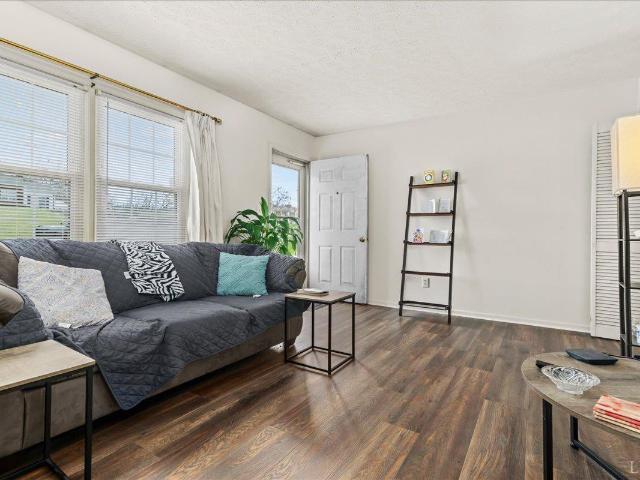 134 Hunt Club Dr