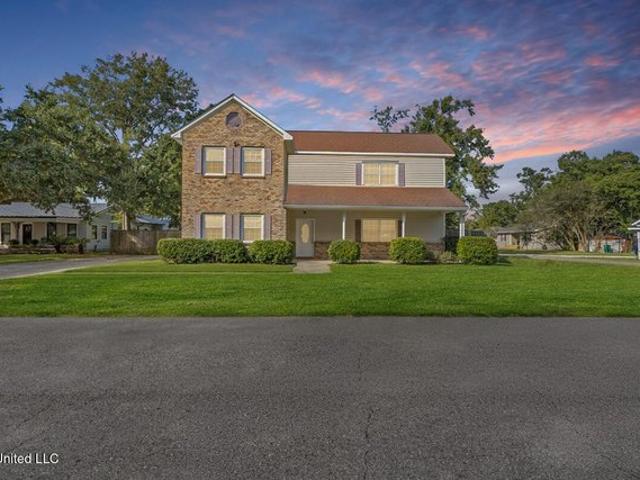 134 Ocean Wave Ave, Long Beach, MS 39560