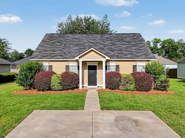 134 Laurelwood Ct, Leesburg, GA 31763