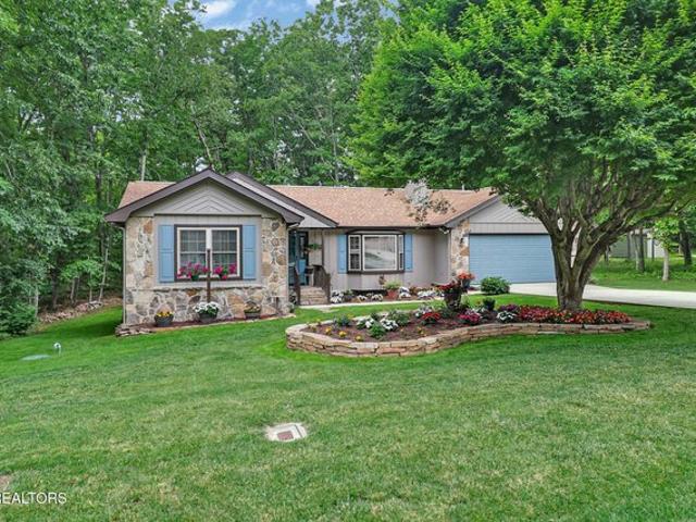 134 Lakeside Dr, Fairfield Glade, TN 38558