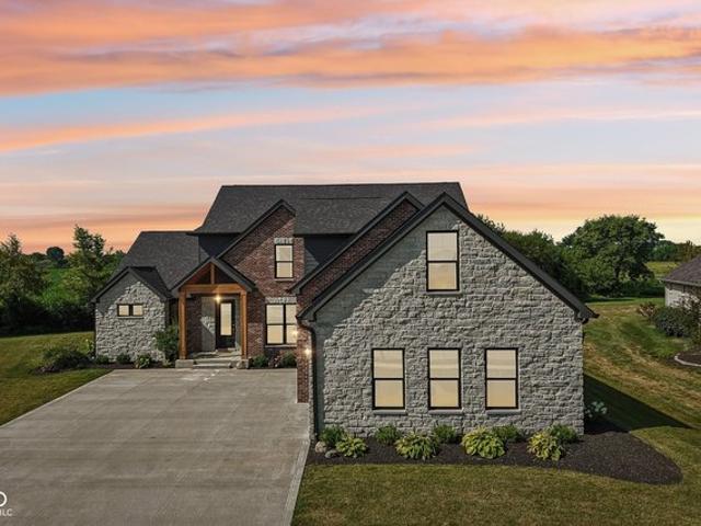 134 Lakeside Dr, Pittsboro, IN 46167
