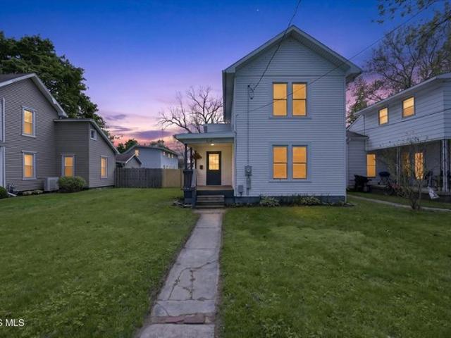134 Lehman Ave, Bowling Green, OH 43402
