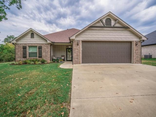 134 Morrison St, White Oak, TX 75693