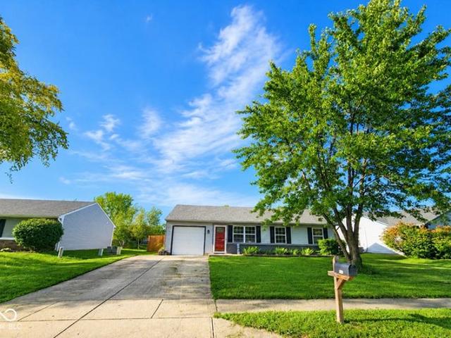 134 Meadow Creek South Dr, Whiteland, IN 46184