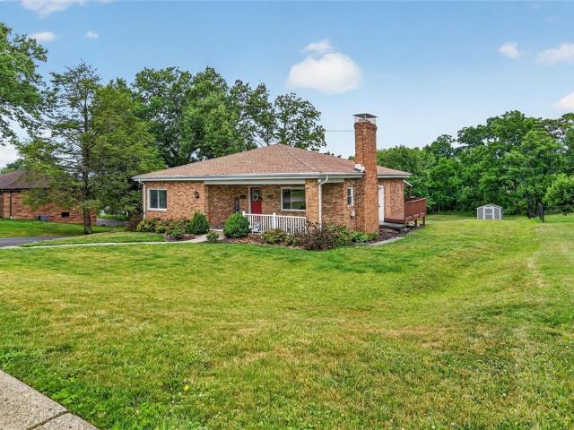 134 Meadowbrook Dr